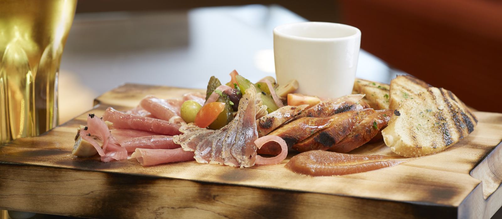 SPIN Kitchen Bar > Home